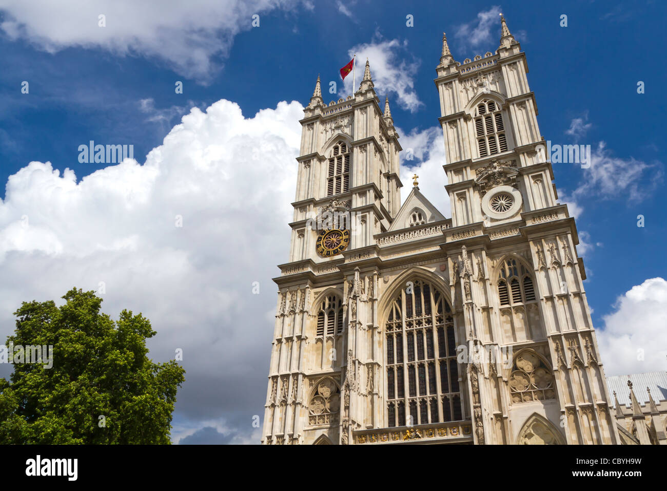 Westminster abbey london exterior hi-res stock photography and images ...