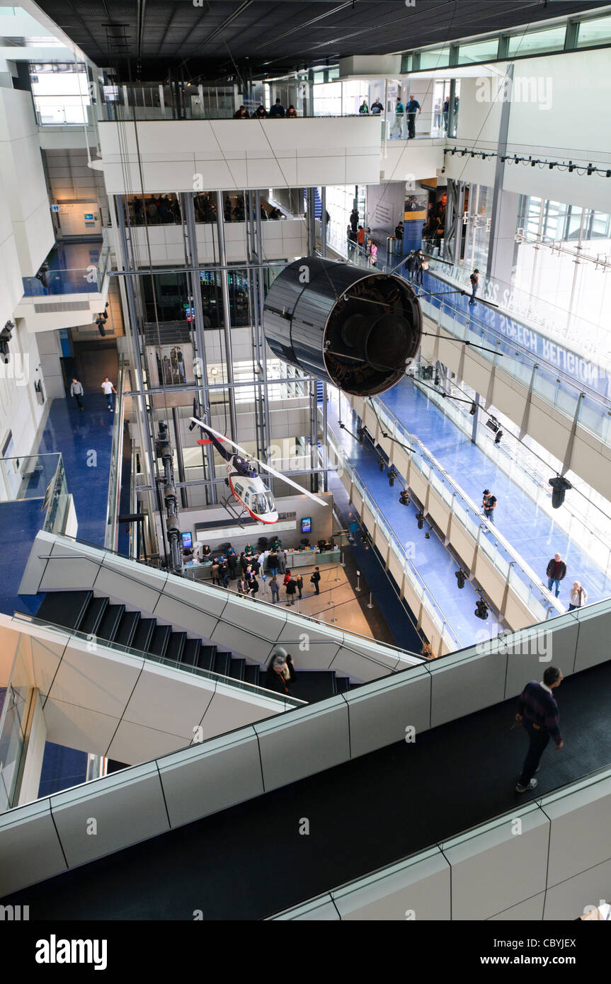 Newseum satellite display hi-res stock photography and images - Alamy