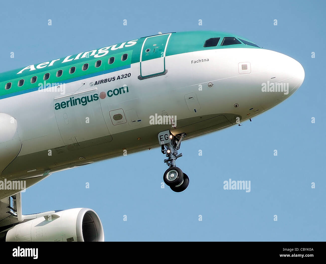 Aer lingus propeller aeroplane hi-res stock photography and images - Alamy