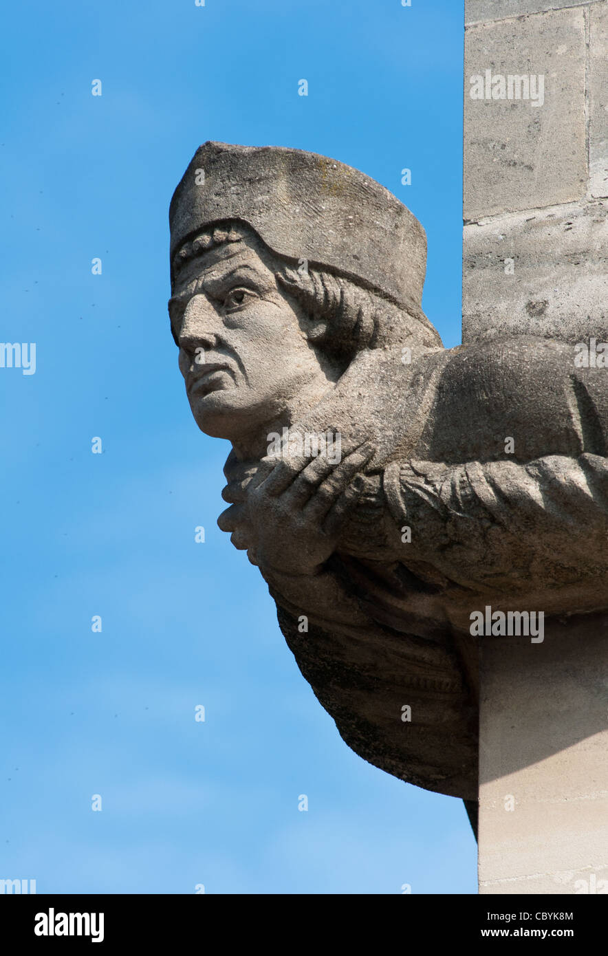 Statues and carvings hi-res stock photography and images - Alamy