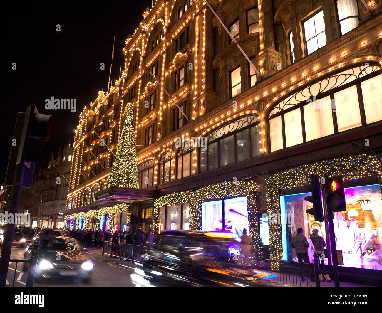 Harrods store card hi-res stock photography and images - Alamy