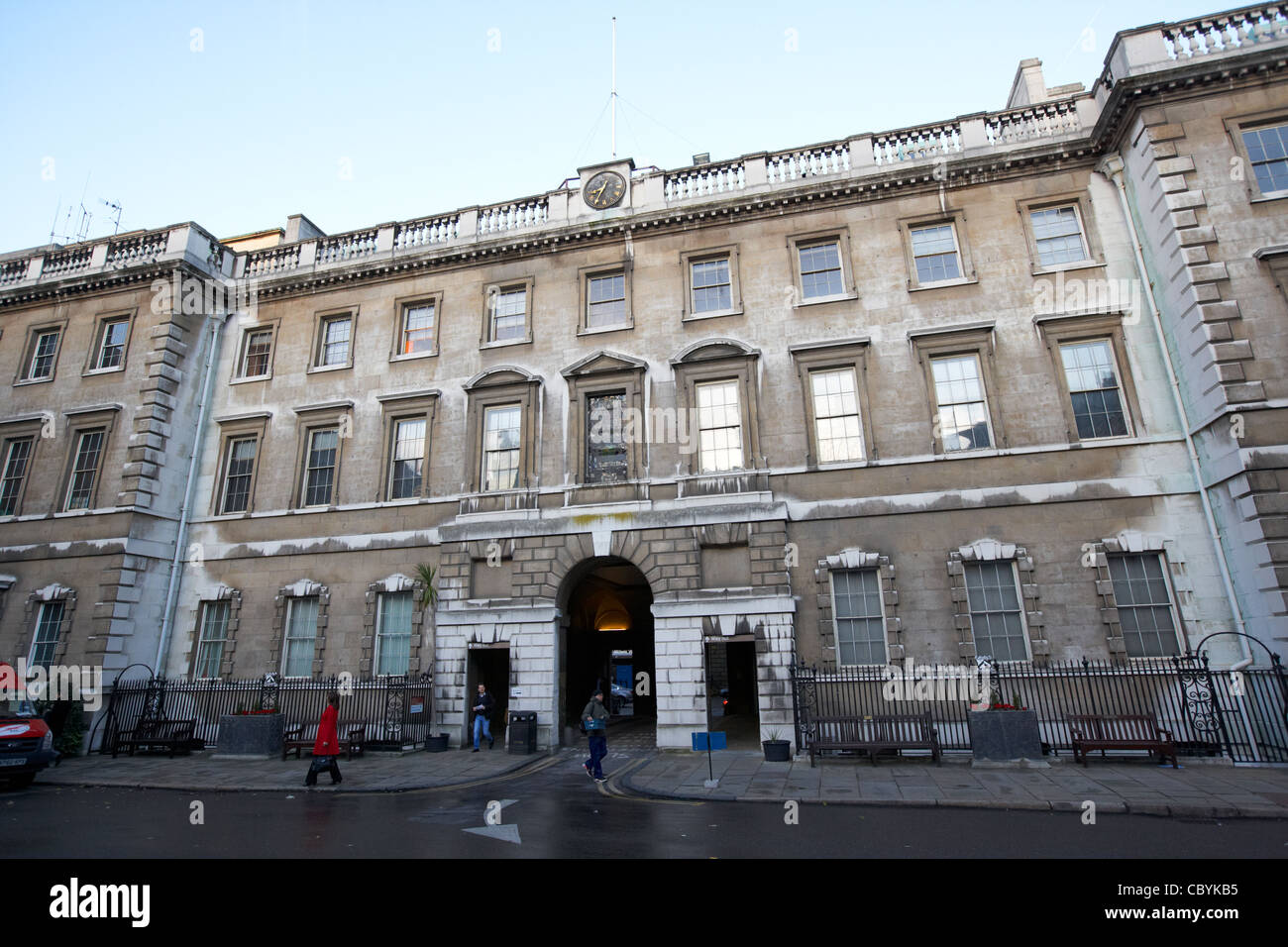 west smithfield and st bartholomew's hospital old building London ...