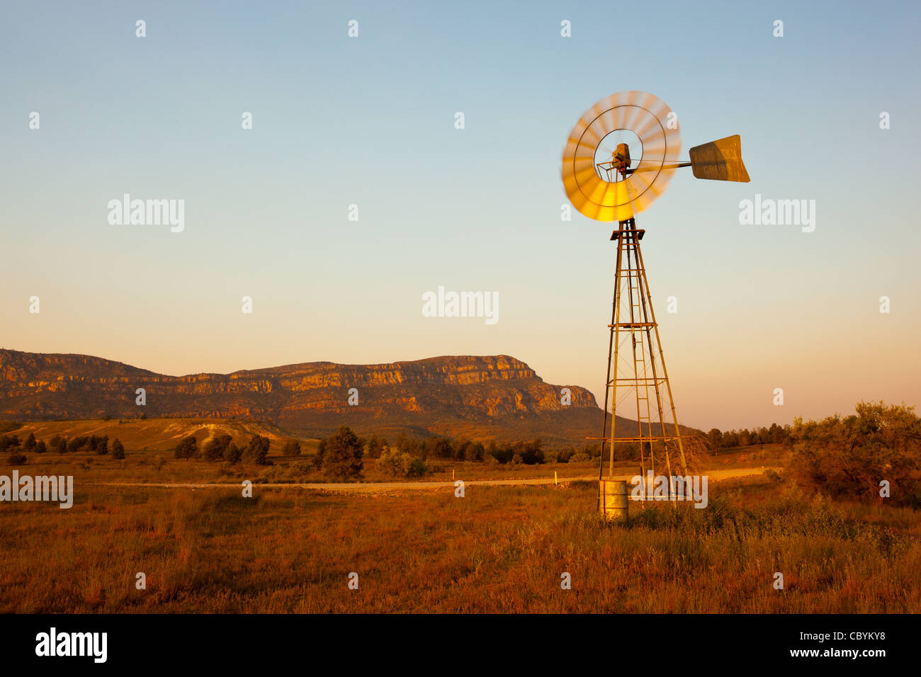 Flinders ranges hi-res stock photography and images - Alamy