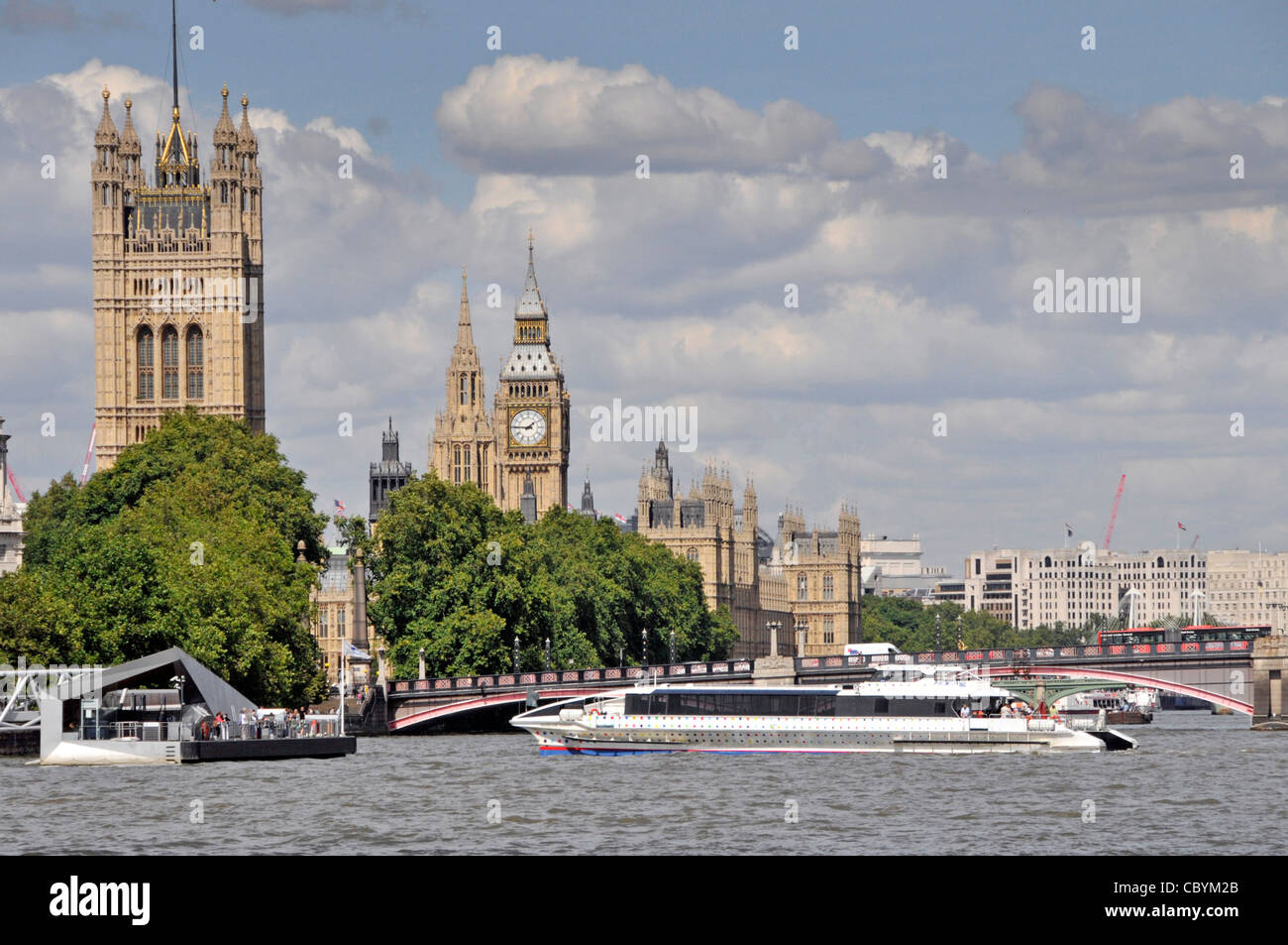 Thames Clipper at Millbank Pier with Lambeth Bridge & The Victoria ...