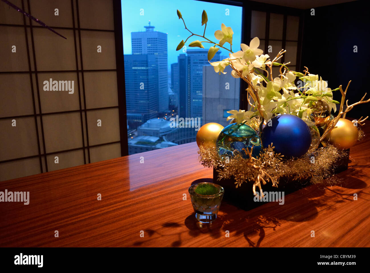 Sliding flowers hi-res stock photography and images - Alamy