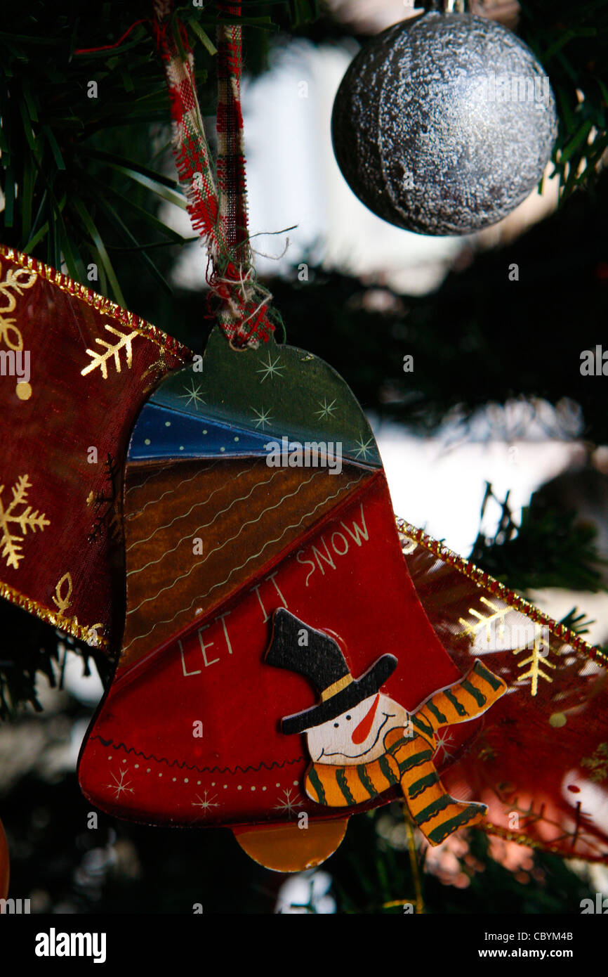 Christmas ornaments on tree Stock Photo - Alamy