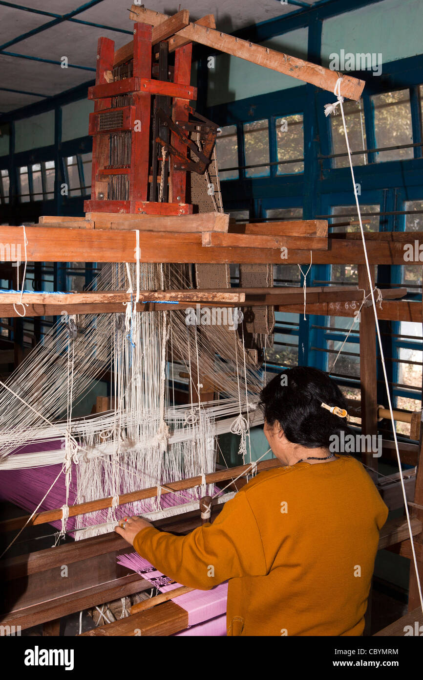 Handloom hi-res stock photography and images - Alamy