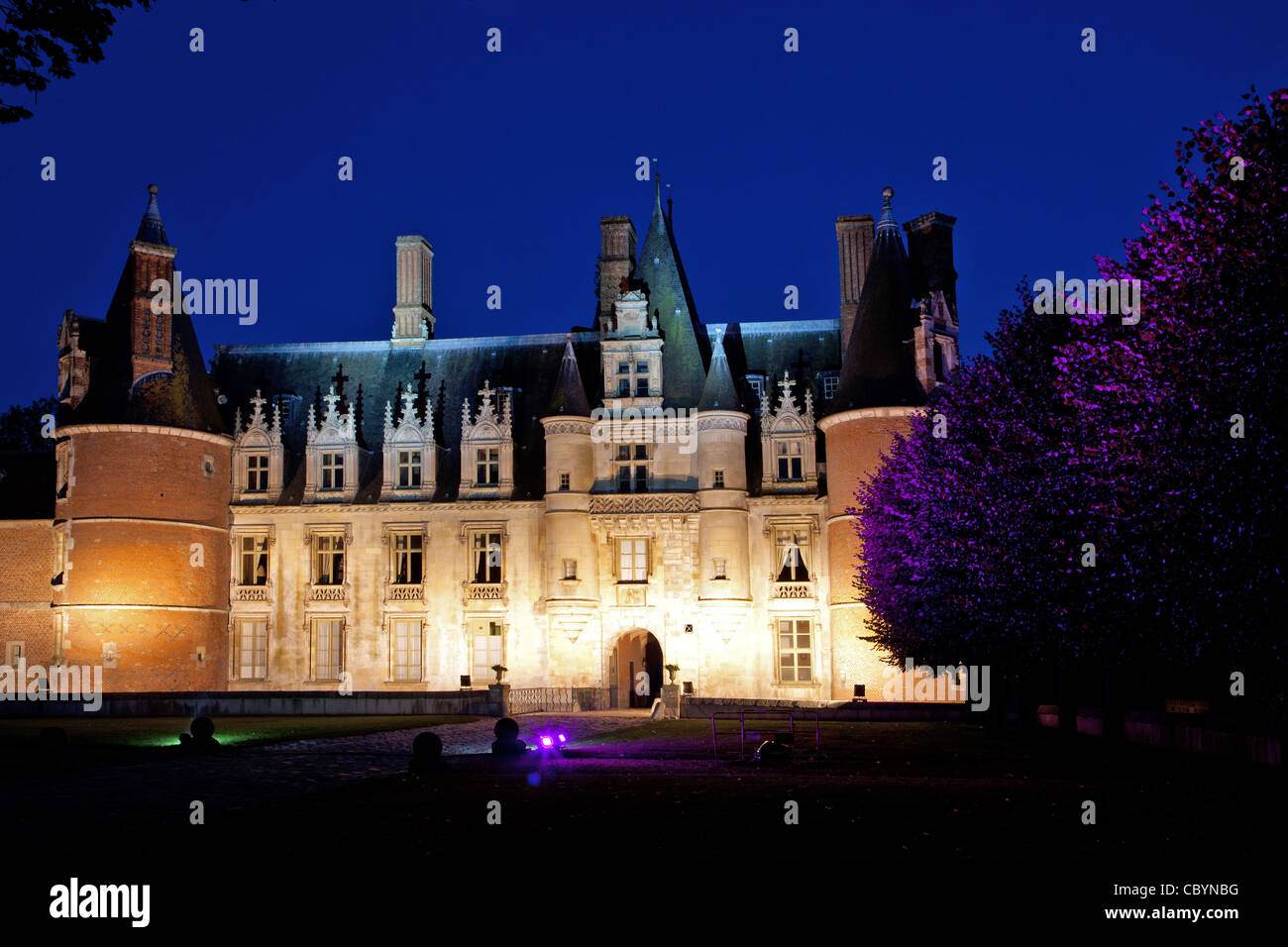 ILLUMINATION OF THE CHATEAU DE MAINTENON, EURE-ET-LOIR (28), CENTRE ...