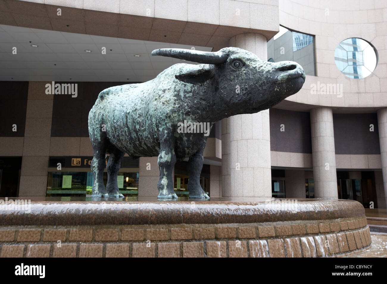 Elisabeth frink sculptures hi-res stock photography and images - Alamy