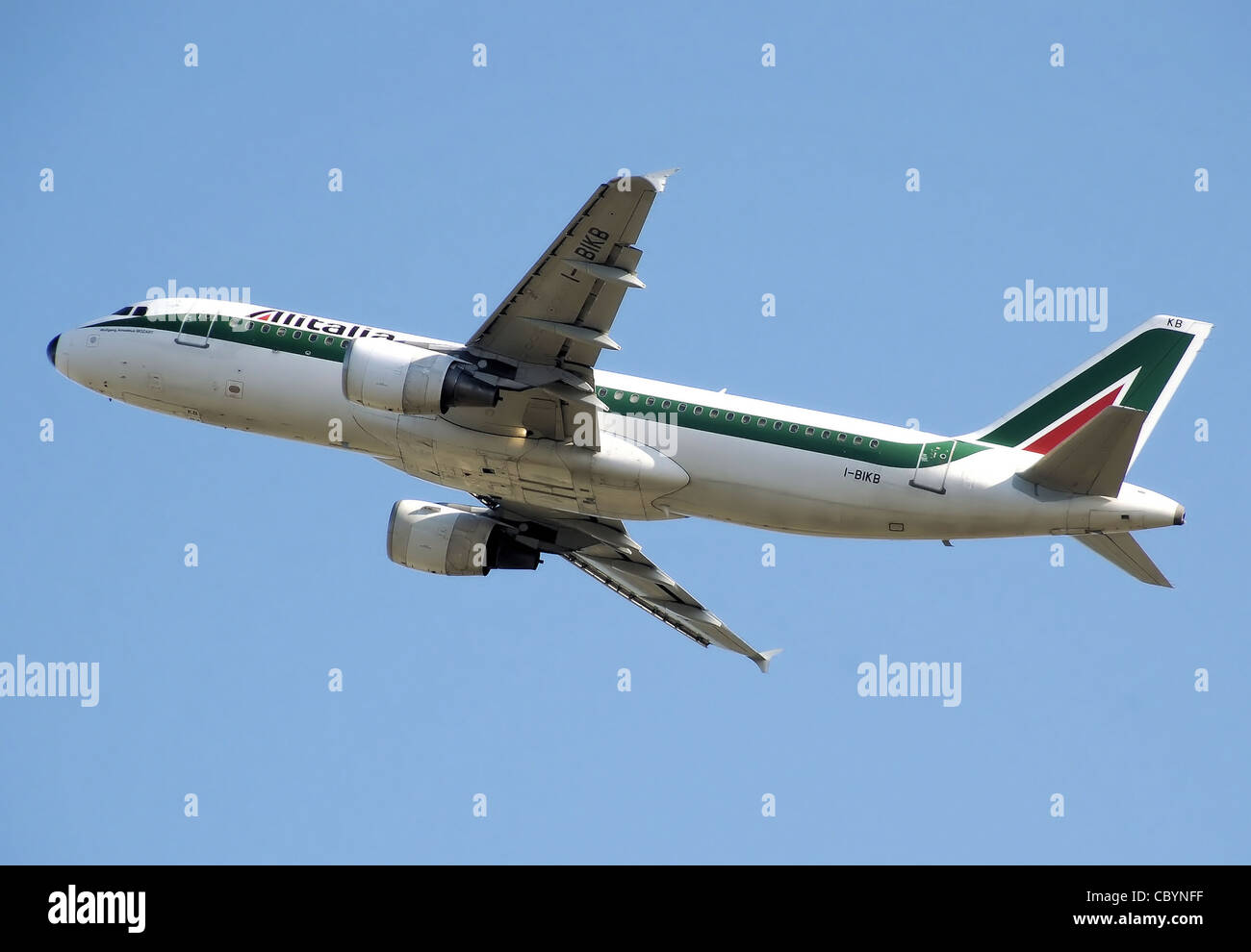 Alitalia Airbus A320-200 (I-BIKB) takes off from London Heathrow ...