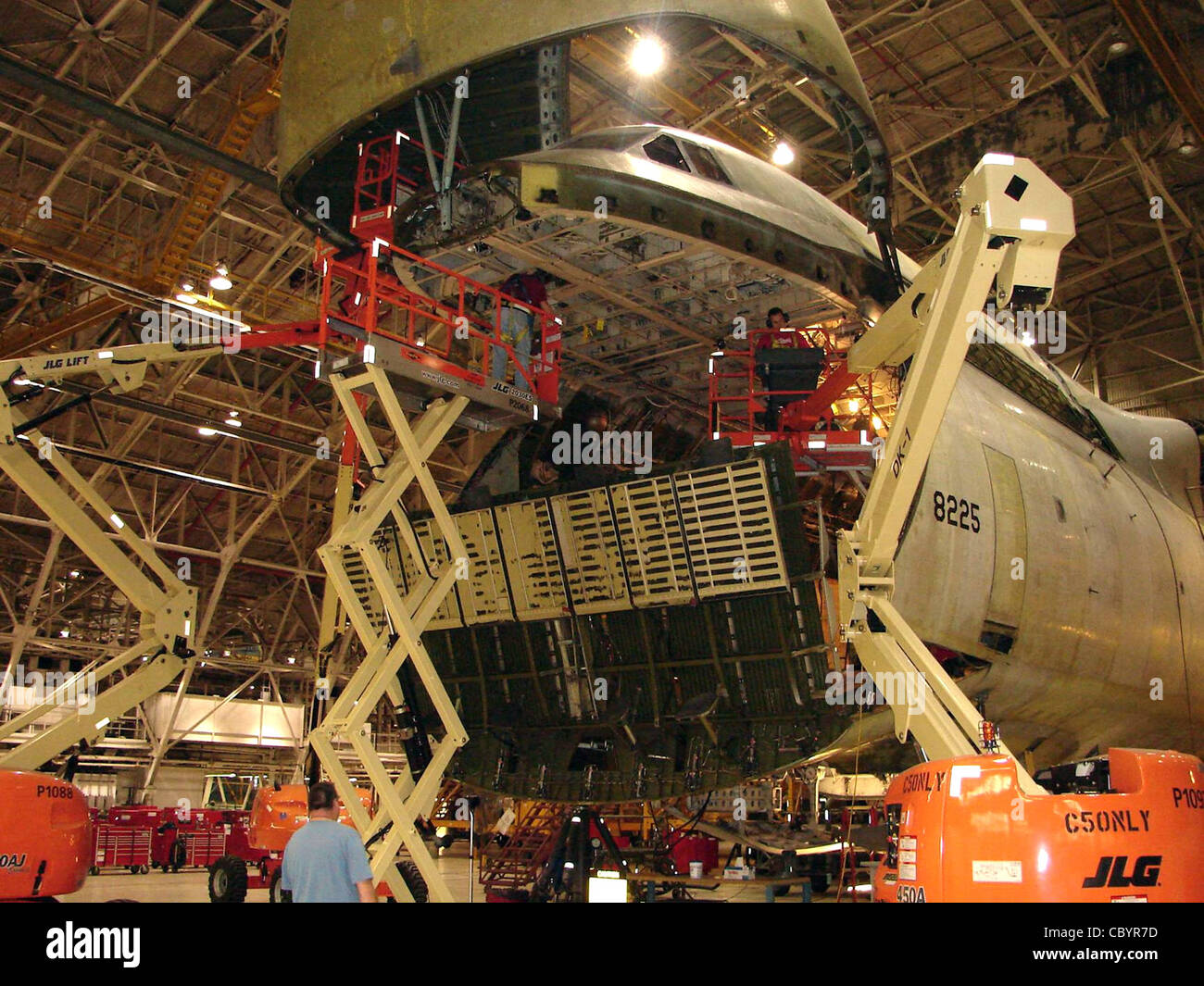 Warner robins air logistics center hi-res stock photography and images ...