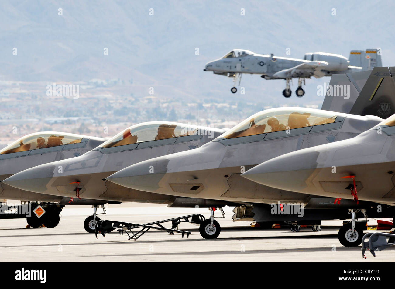 N m flightline kadena nellis red flag jet hi-res stock photography and ...