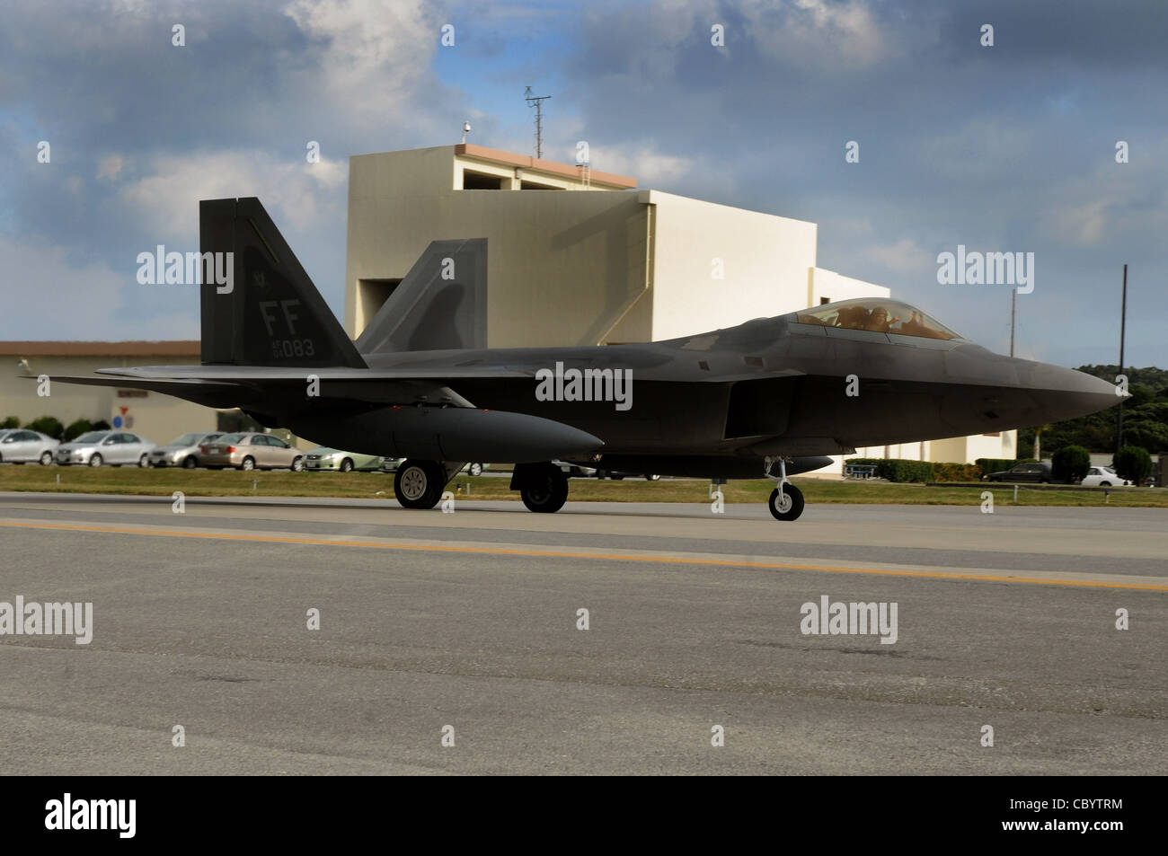 An f 22 raptor from langley air force base hi-res stock photography and ...