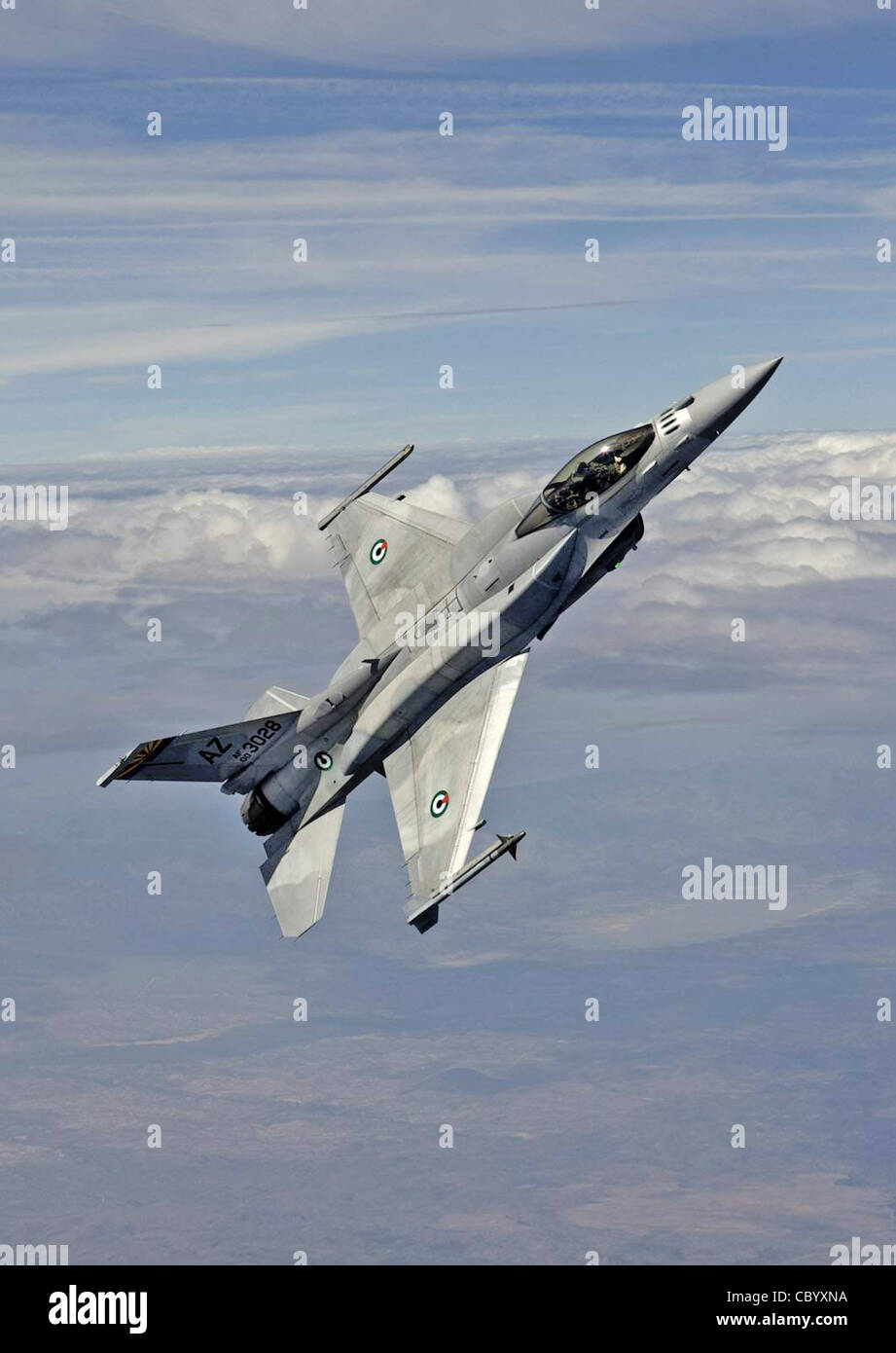 United arab emirates air force f 16 desert falcon hi-res stock ...