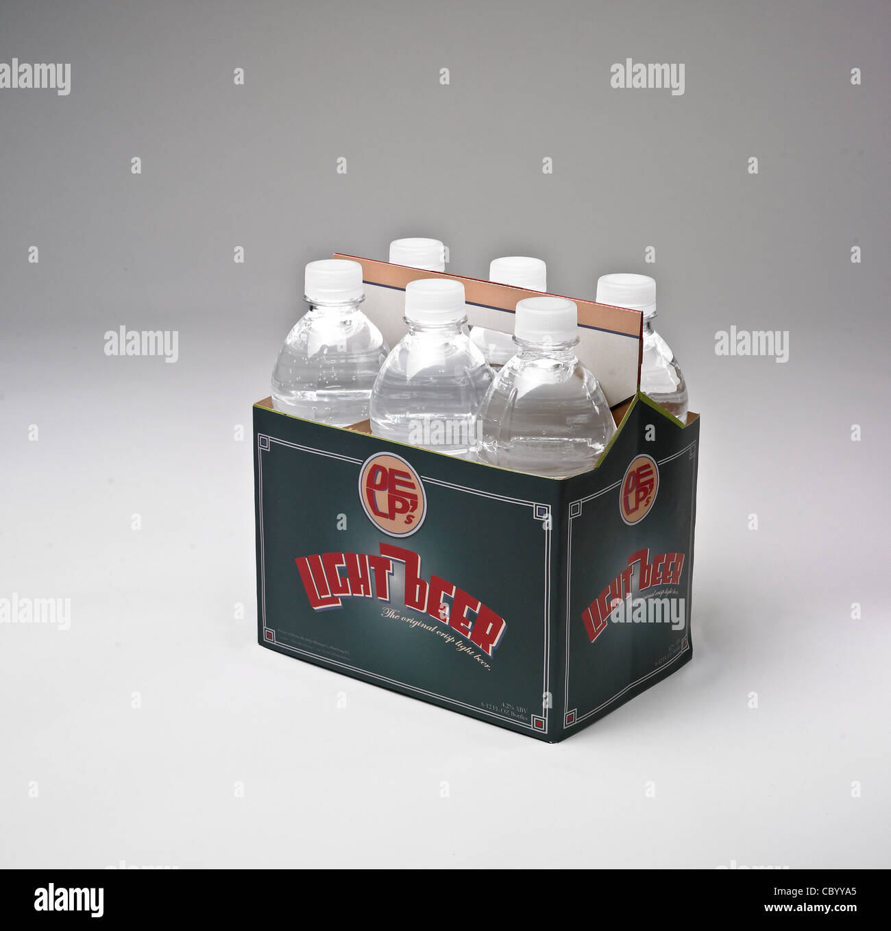 Six pack water bottles hi-res stock photography and images - Alamy