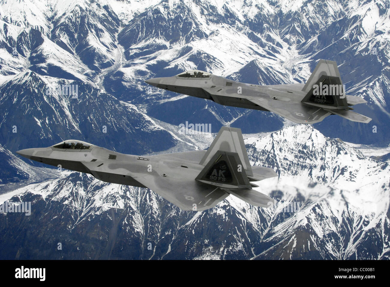 F22 raptors hi-res stock photography and images - Alamy