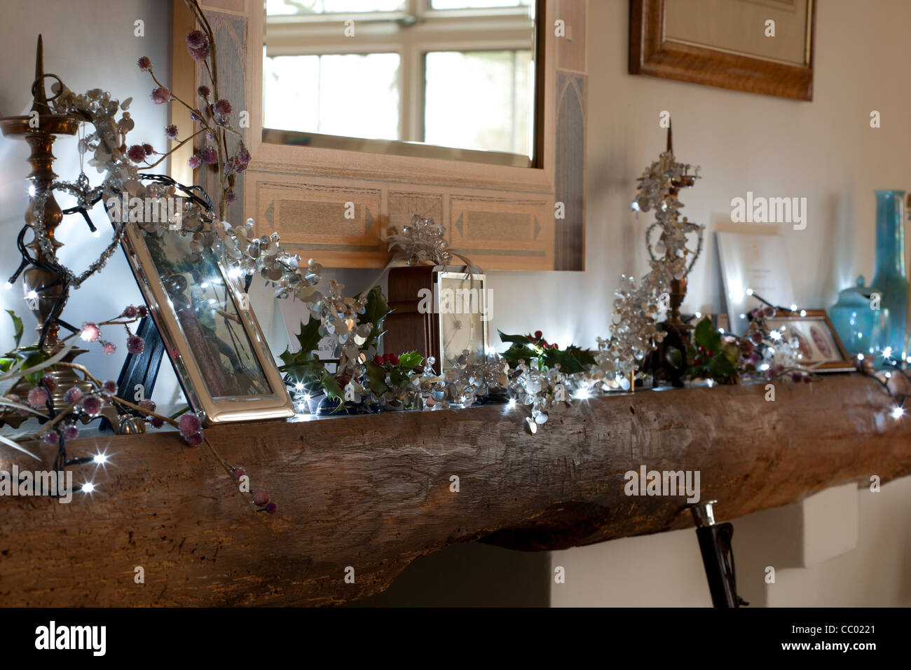 Mantelpiece and photo hi-res stock photography and images - Alamy