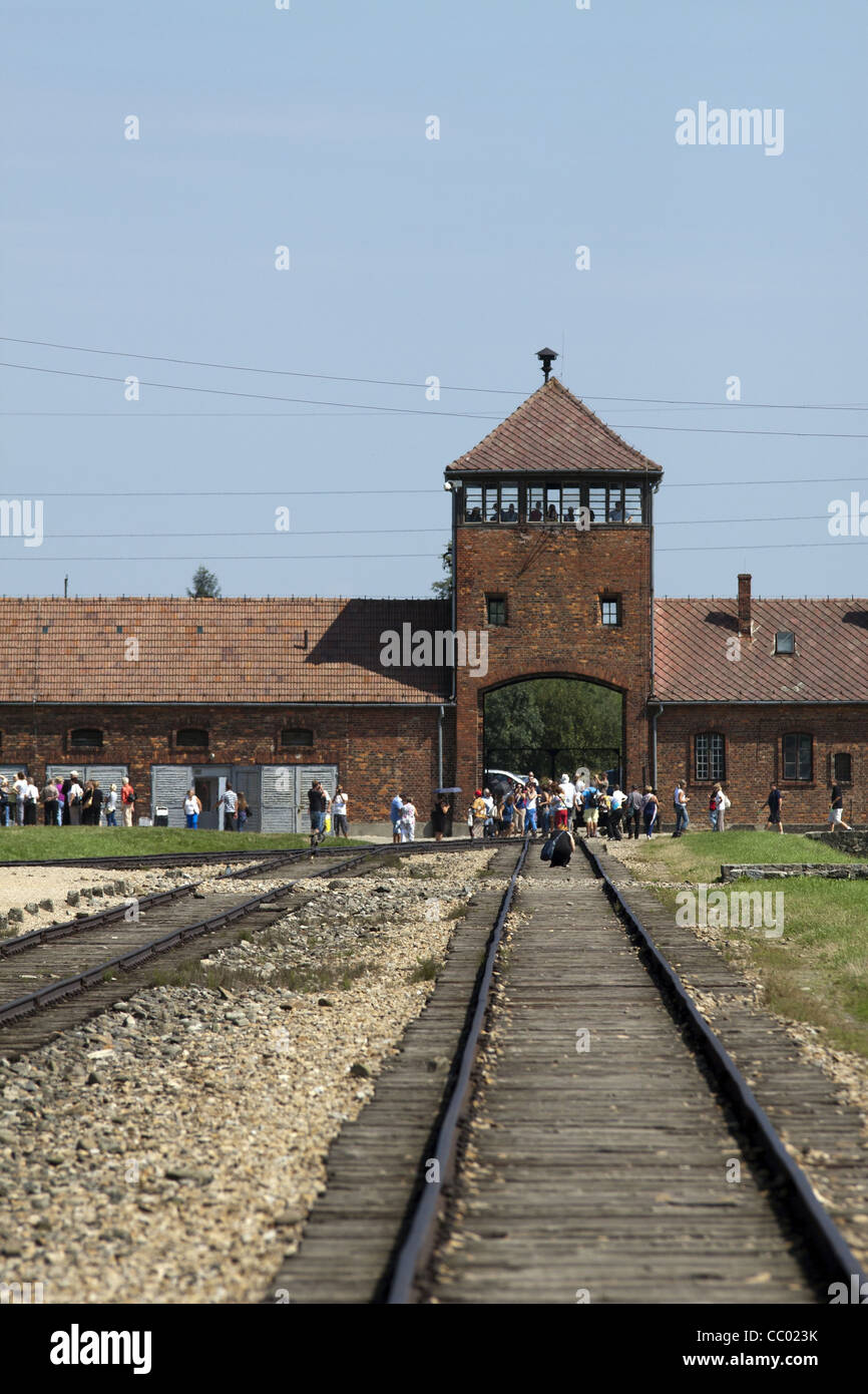 Ss bodyguard hi-res stock photography and images - Alamy