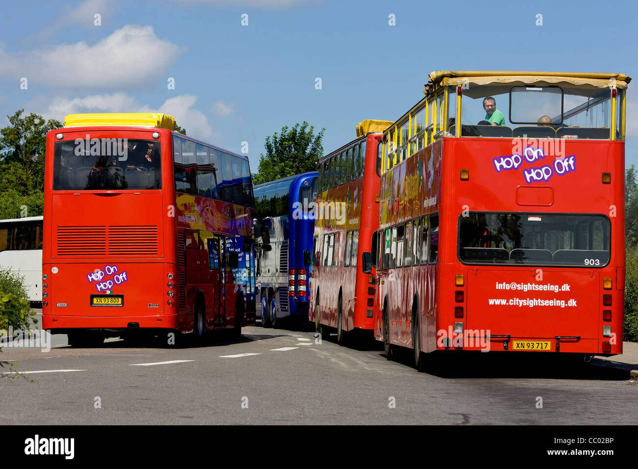 Sightseeing buses hi-res stock photography and images - Alamy
