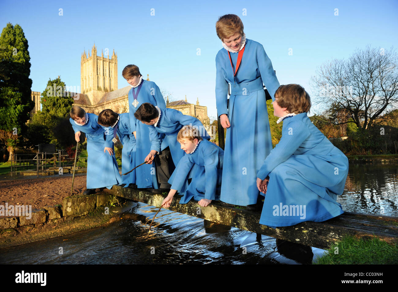 Choir ruff hi-res stock photography and images - Alamy