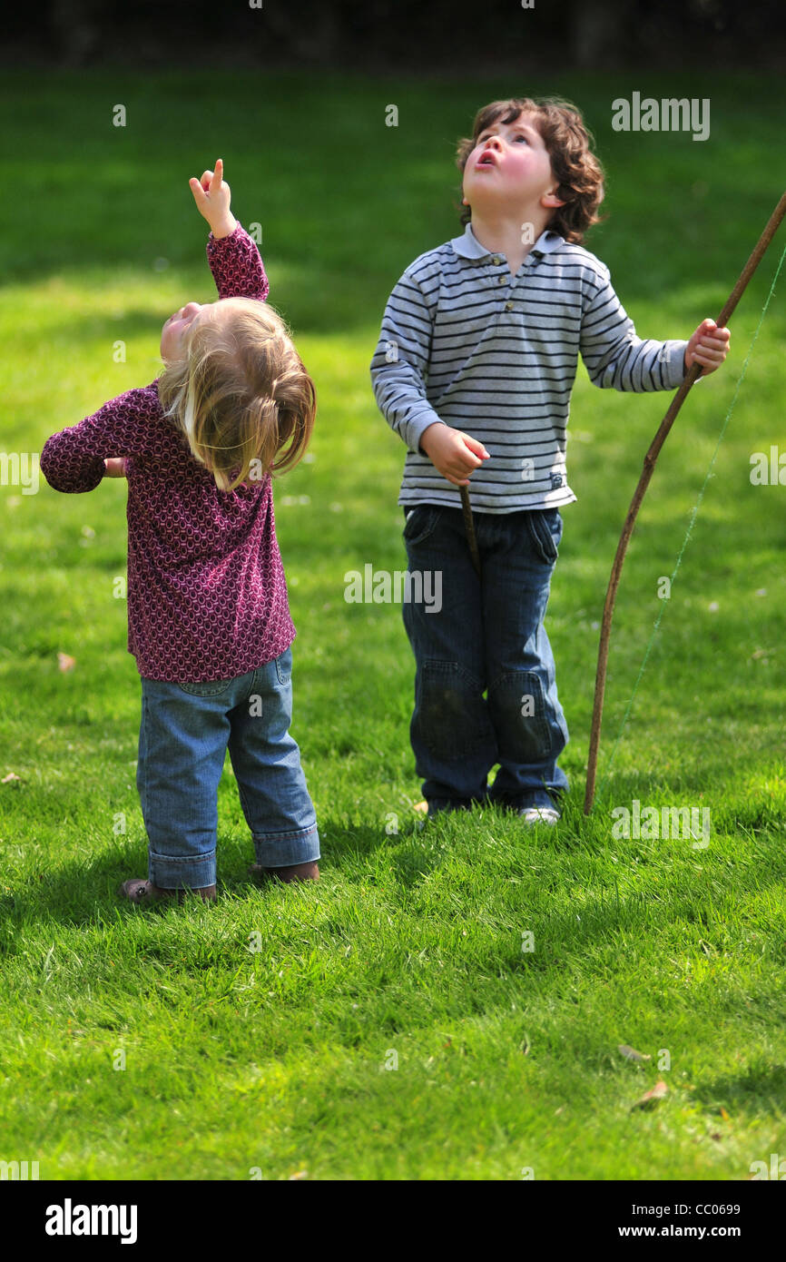 CHILDREN DOING ARCHERY Stock Photo - Alamy