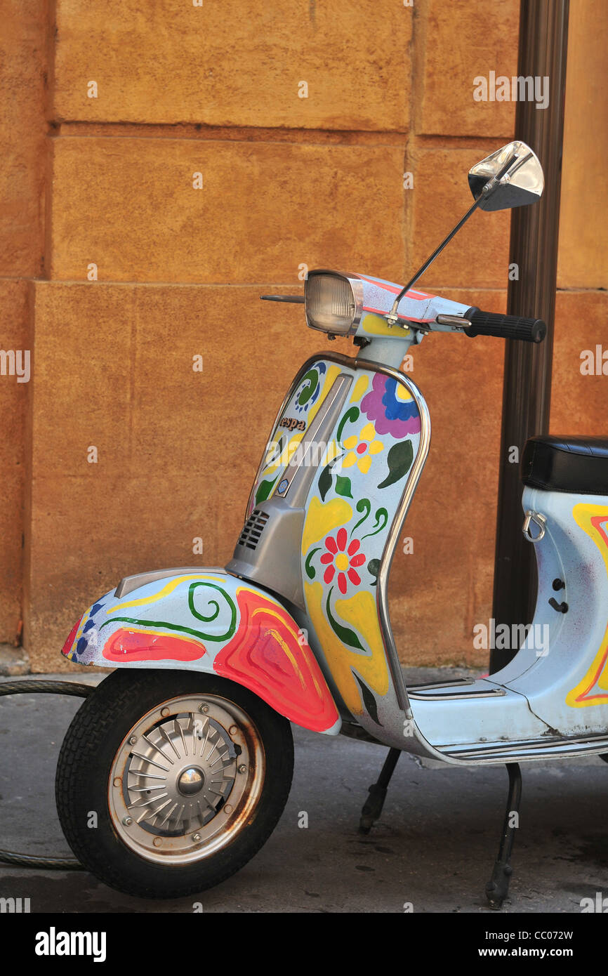 Seventies exterior photo hi-res stock photography and images - Alamy