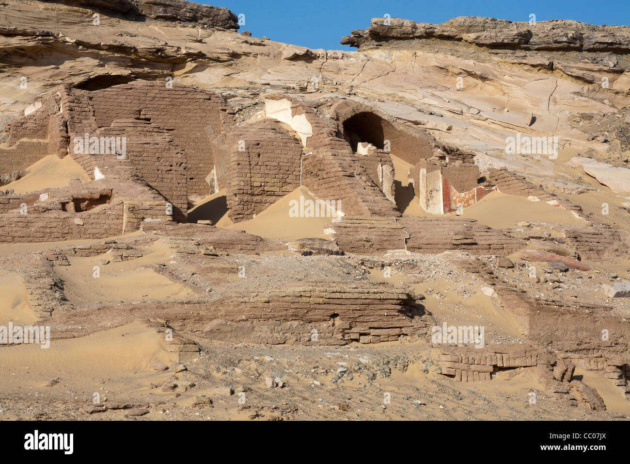 Decorated tombs hi-res stock photography and images - Alamy
