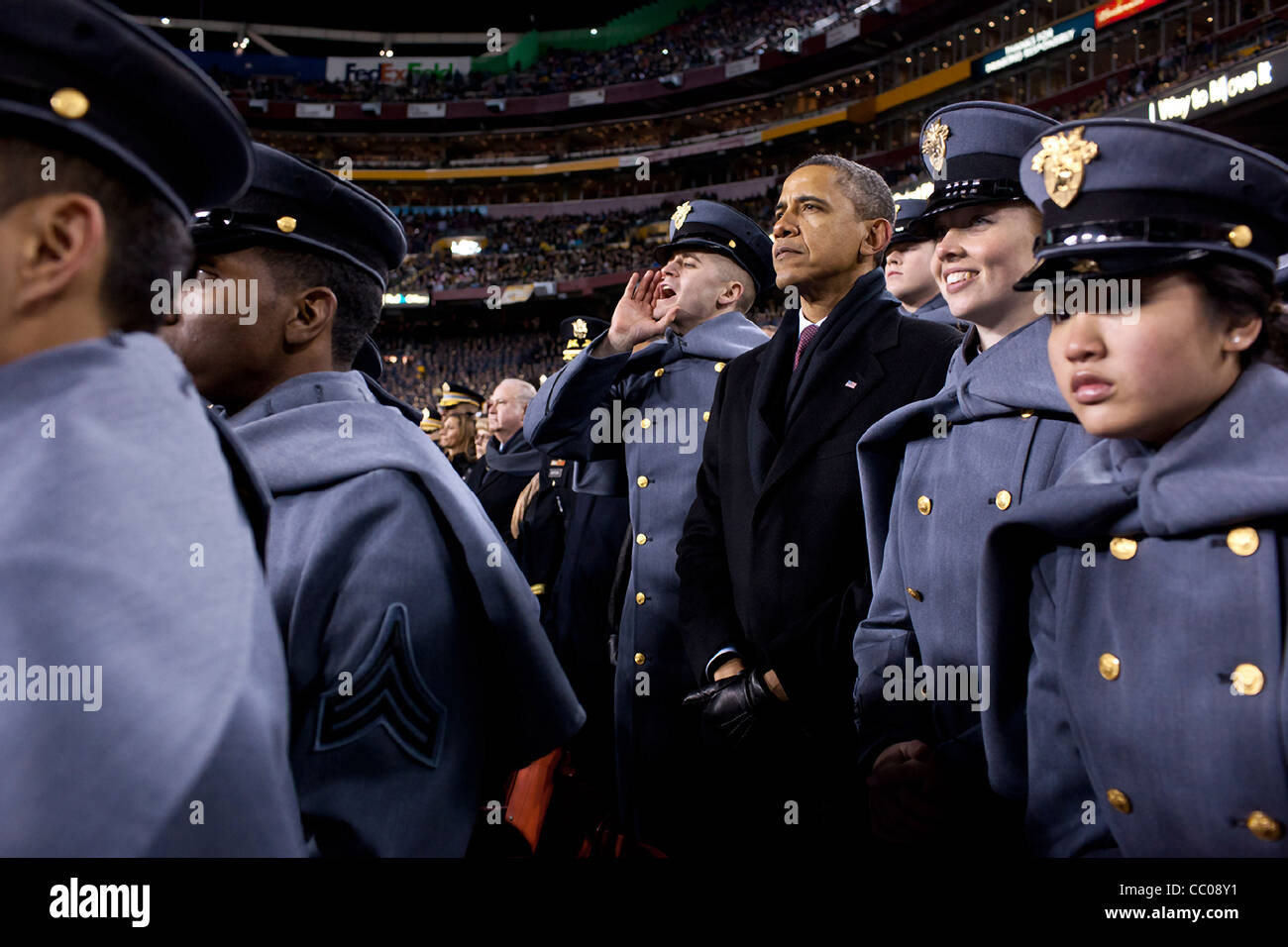 President Barack Obama watches the Army vs Navy football game with ...