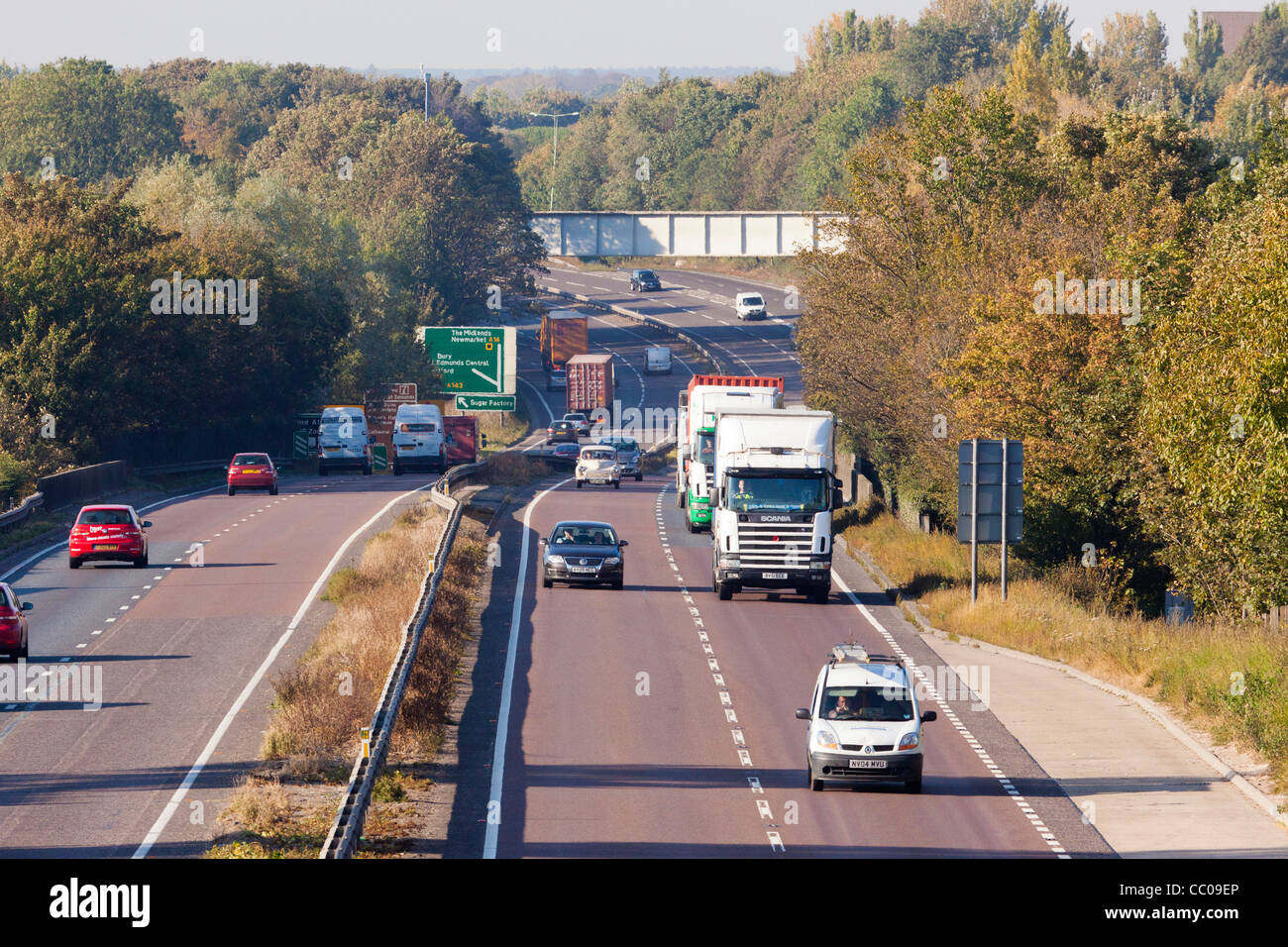 Dual carriageways hi-res stock photography and images - Alamy