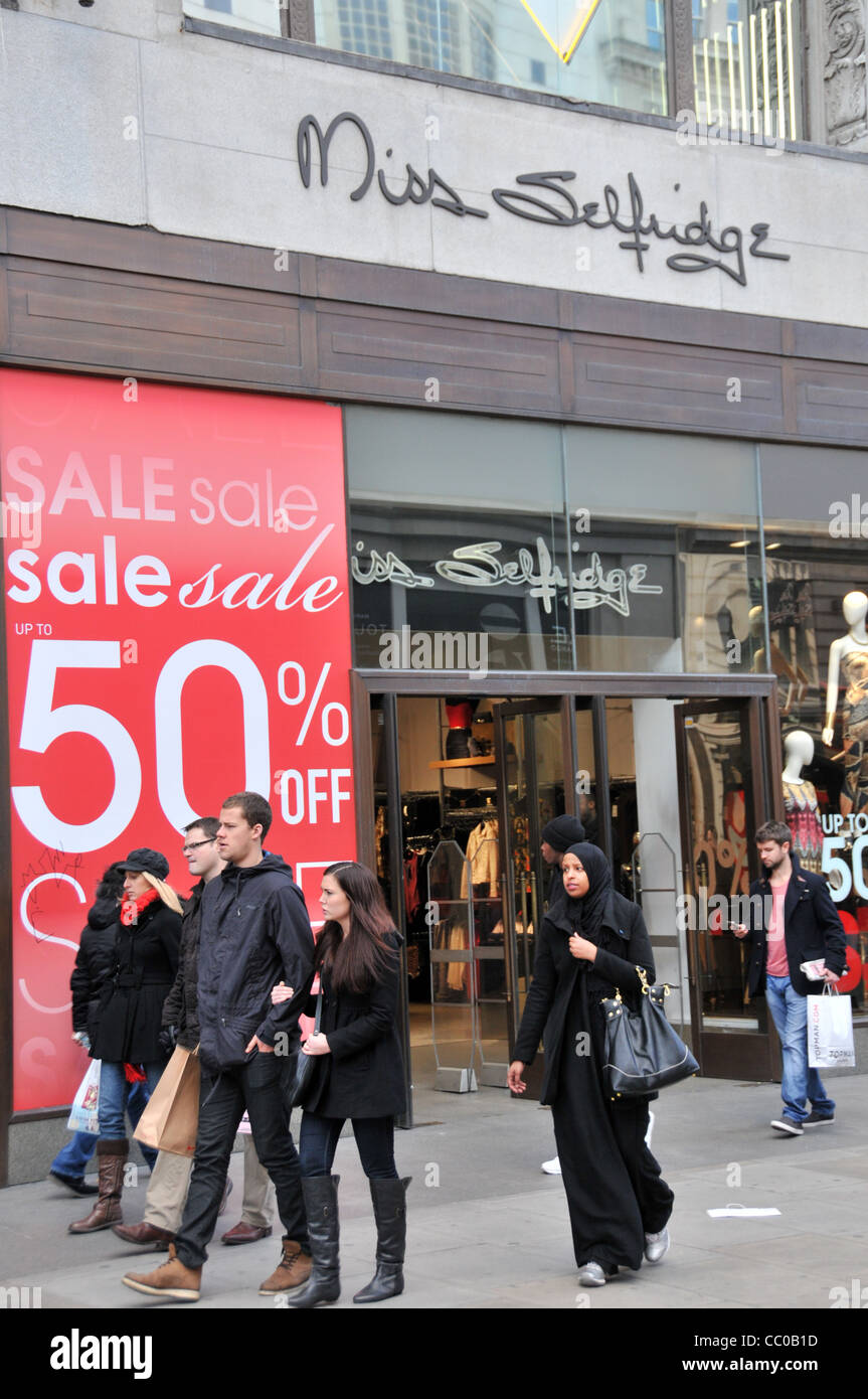 Miss selfridge london hi-res stock photography and images - Alamy