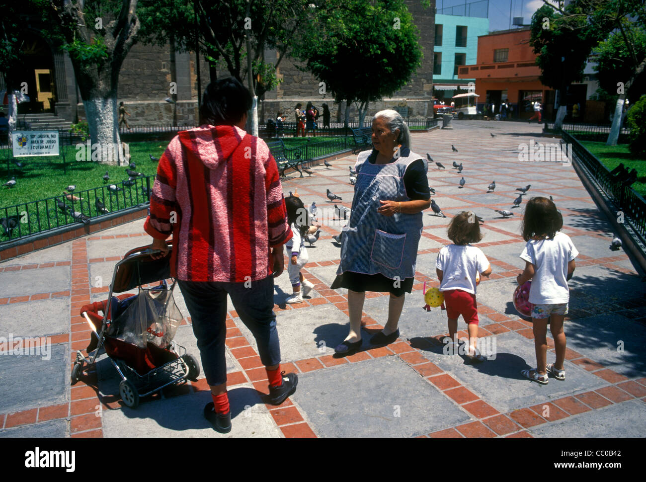 Mexicans, Mexican people, Mexican family, family, mother and children ...