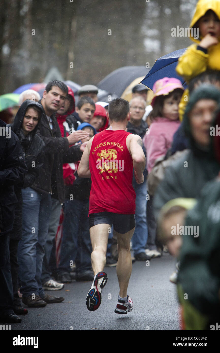 FIREFIGHTERS RUNNING FOR CHARITY, 15.4KM INTERNATIONAL RACE BETWEEN ...