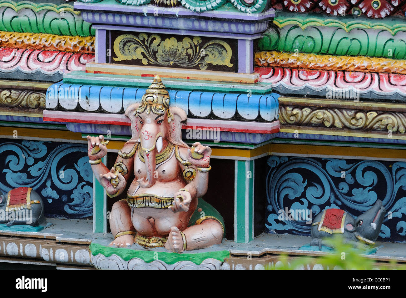 intricate artwork at ancient hindu temple Stock Photo - Alamy intricate artwork at ancient hindu temple Stock Photo - Alamy