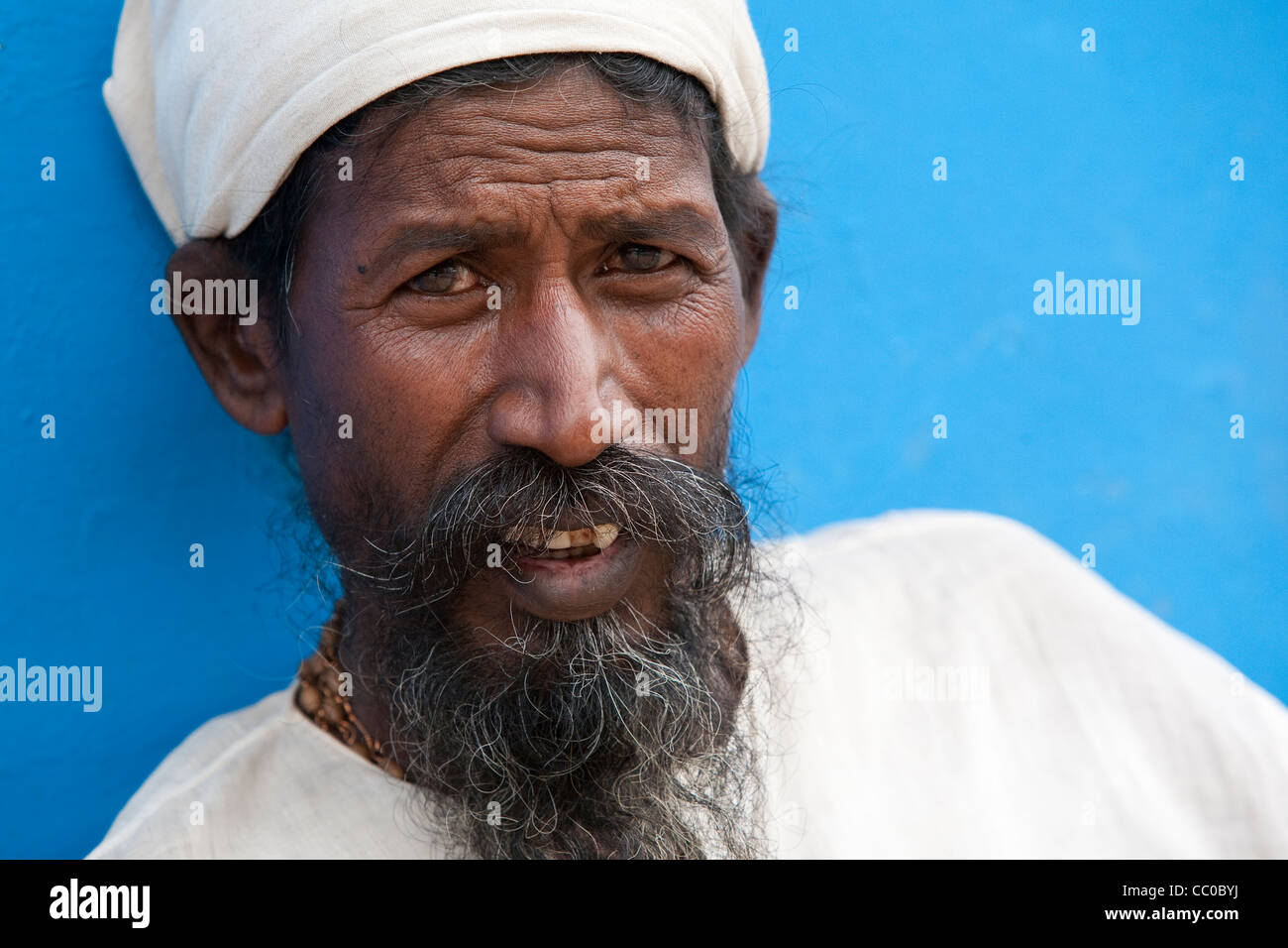 Sadhu holy man wandering ascetic hi-res stock photography and images ...
