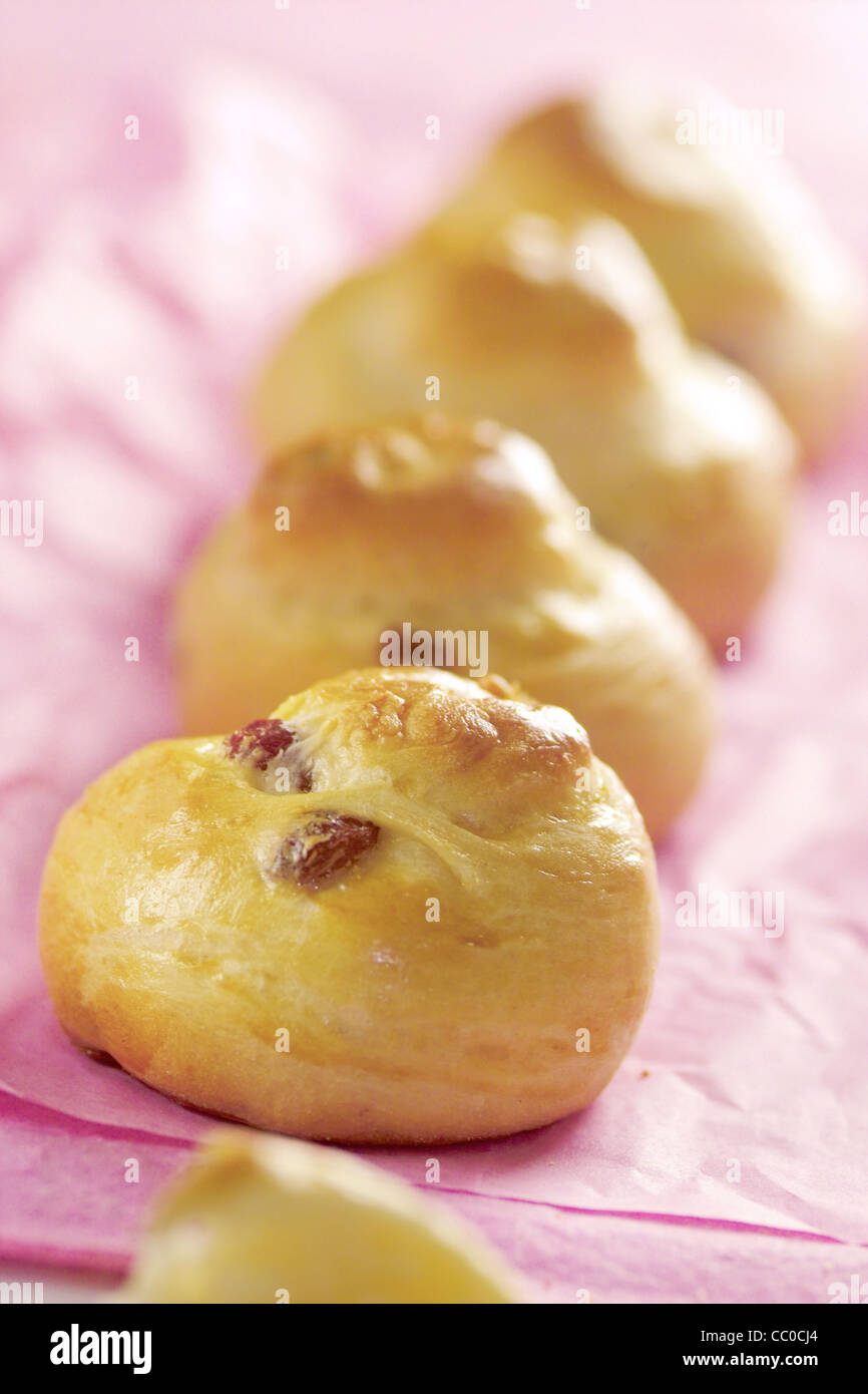 Buns cakes baps hi-res stock photography and images - Alamy