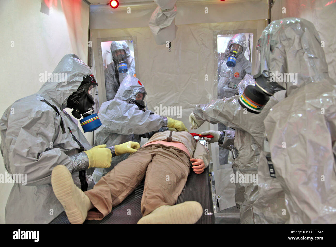 Light decontamination suit hi-res stock photography and images - Alamy