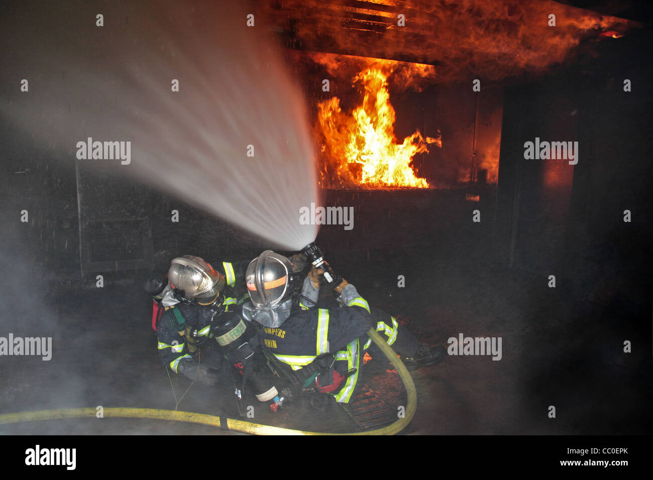 Flashover hi-res stock photography and images - Alamy
