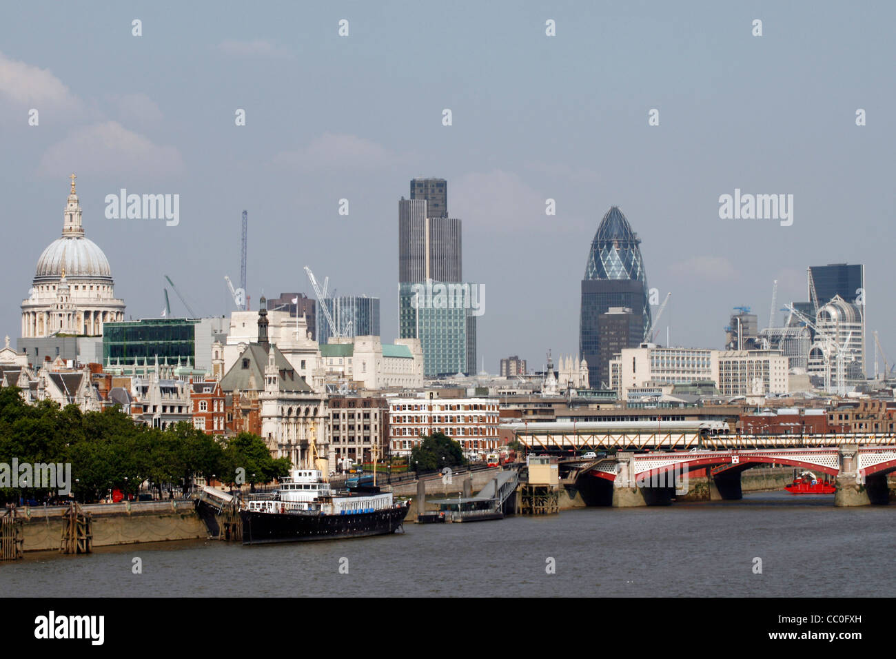 London buildings and structures Stock Photo - Alamy