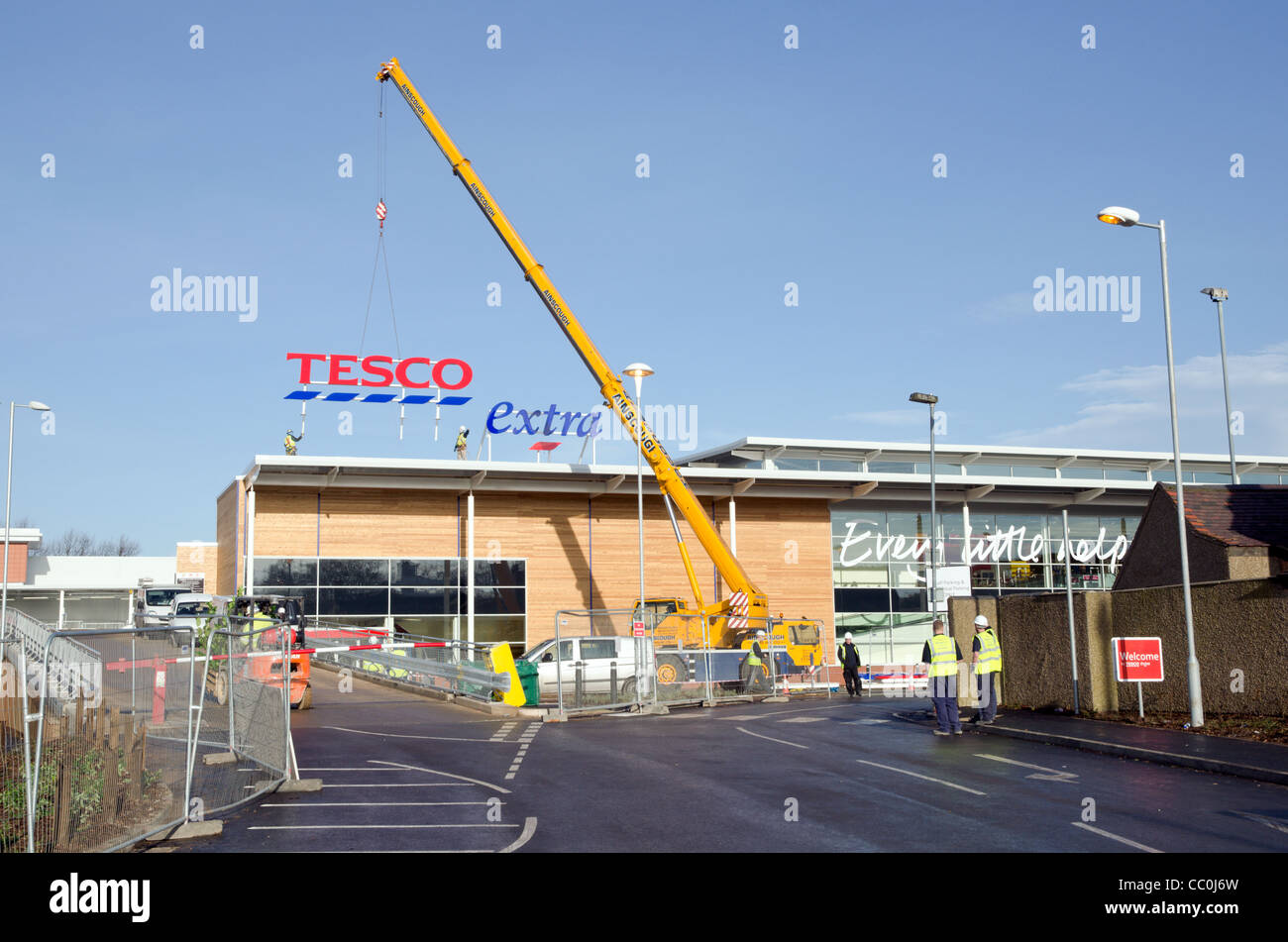 Nuevo Logotipo De Tesco Tesco's New 'quality' Campaign By BBH London