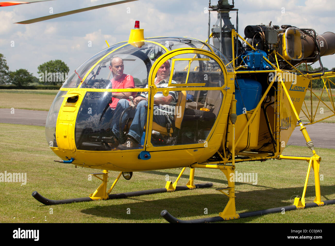 Aerospatiale sa315 lama on ground hi-res stock photography and images ...