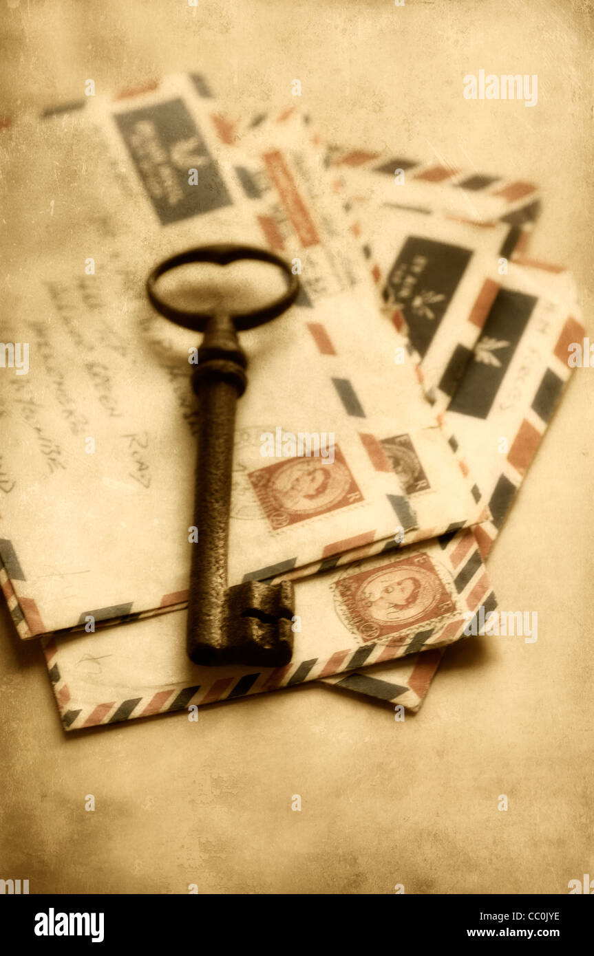 Old letters hi-res stock photography and images - Alamy