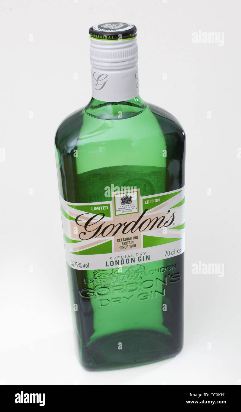 Gordons gin hi-res stock photography and images - Alamy