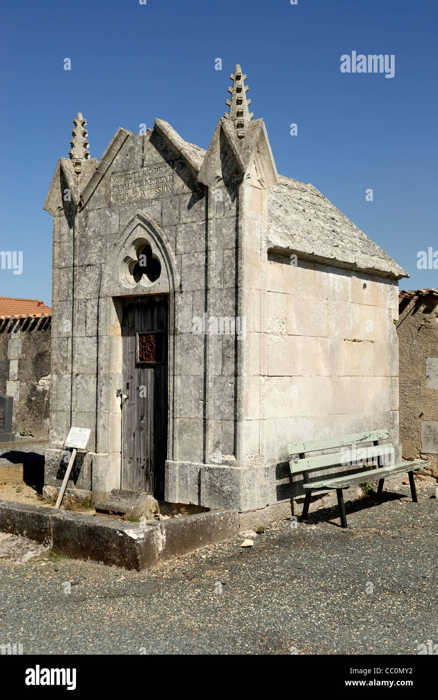 Small crypt hi-res stock photography and images - Alamy
