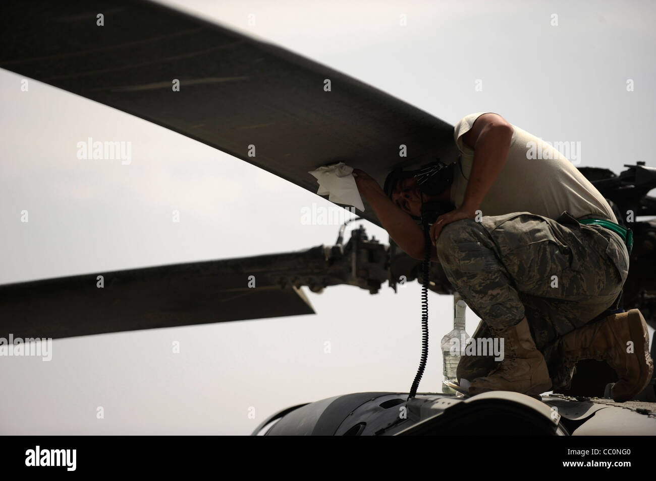 60 maintenance squadron hi-res stock photography and images - Alamy