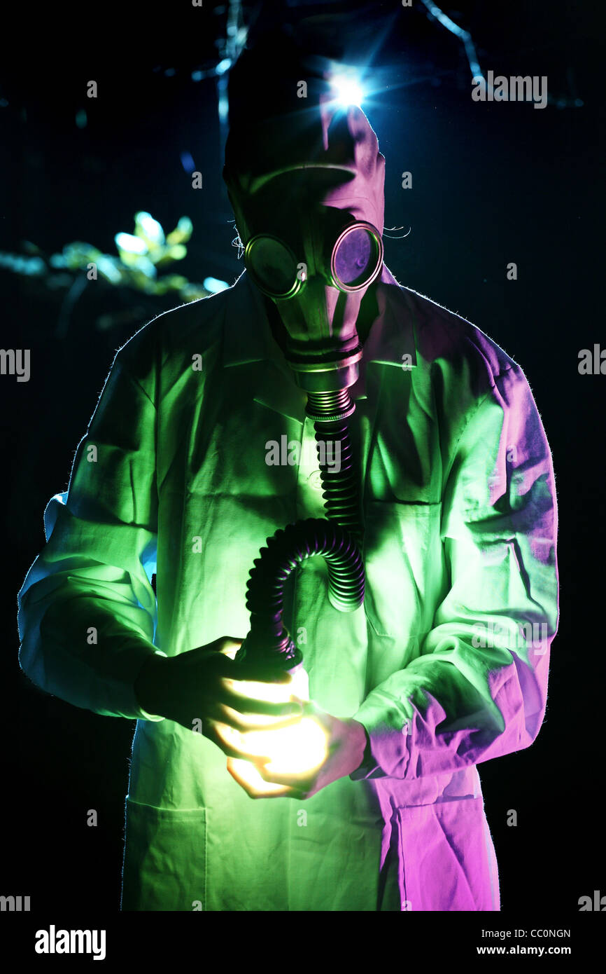 Gas mask hi-res stock photography and images - Alamy