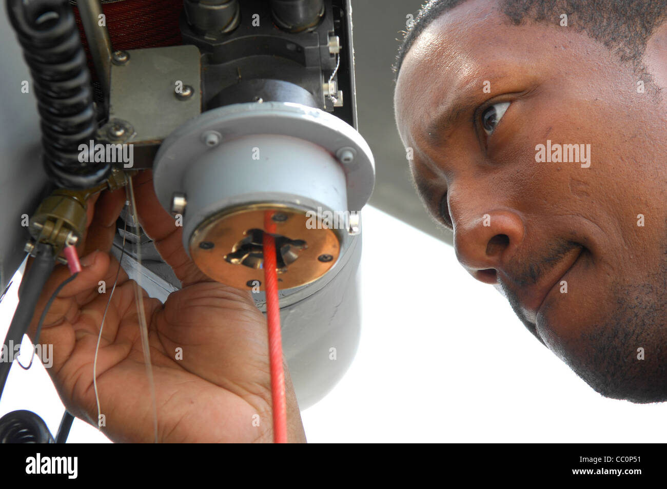 Electrical wire helicopter hi-res stock photography and images - Alamy