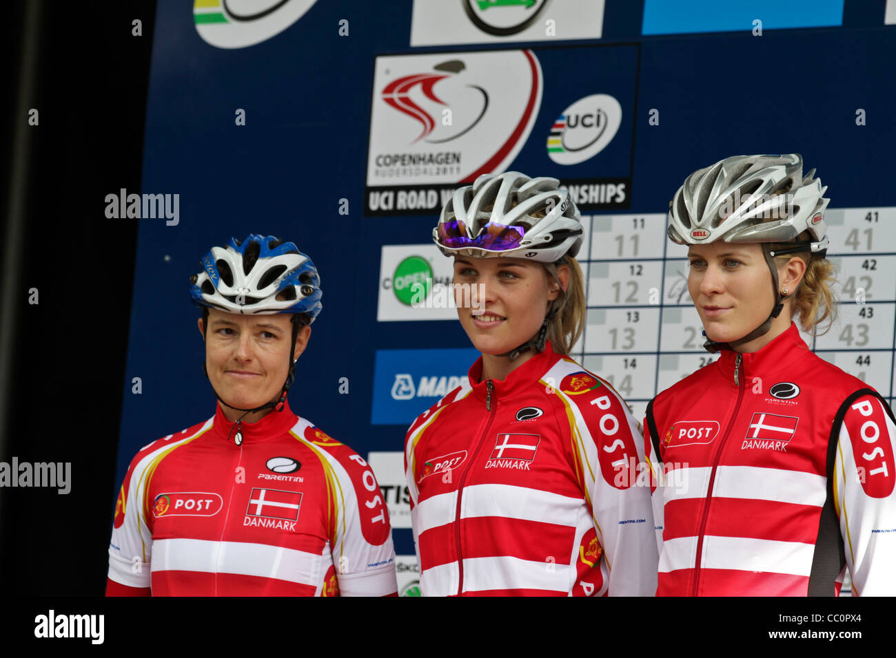 Before the race elite Women Cycling Road-races in the 2011 World ...