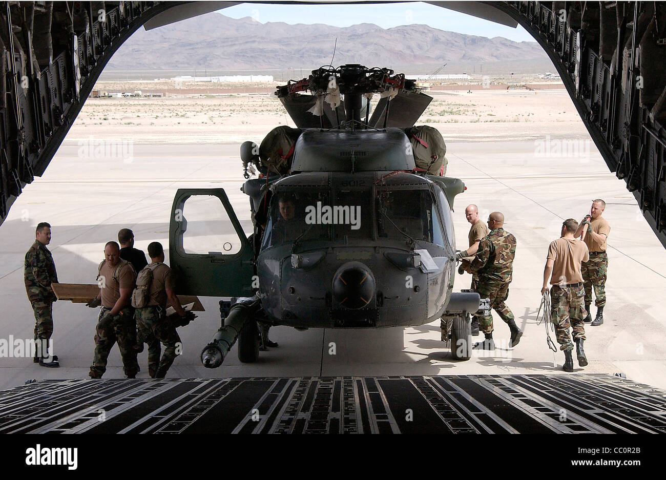 60 maintenance squadron hi-res stock photography and images - Alamy