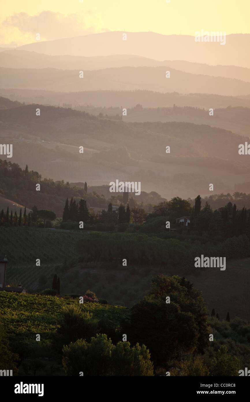 Rolling hills in Tuscany Stock Photo - Alamy