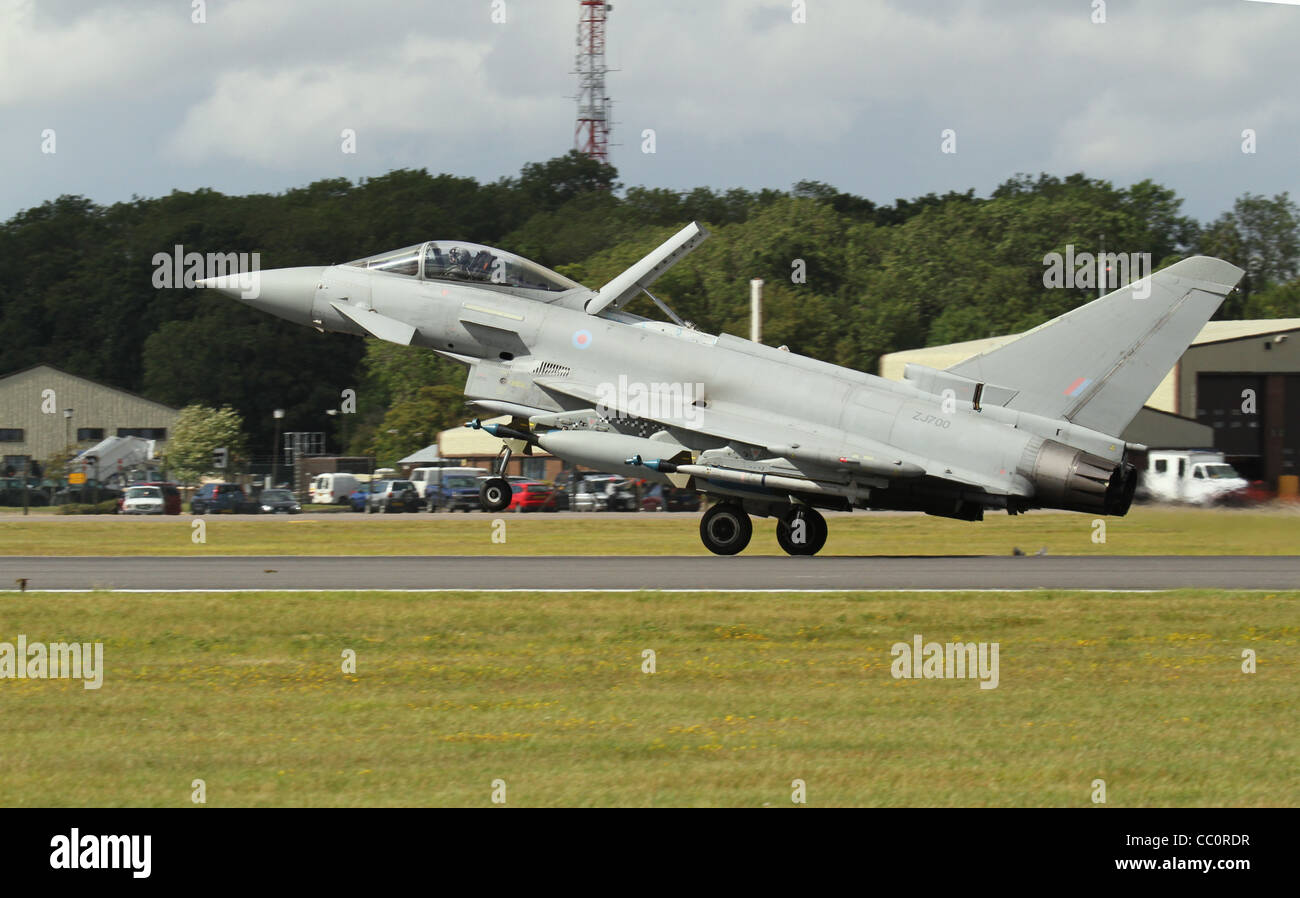 Eurofighter Typhoon FGR4 with full weapons array landing at RIAT 2011 ...